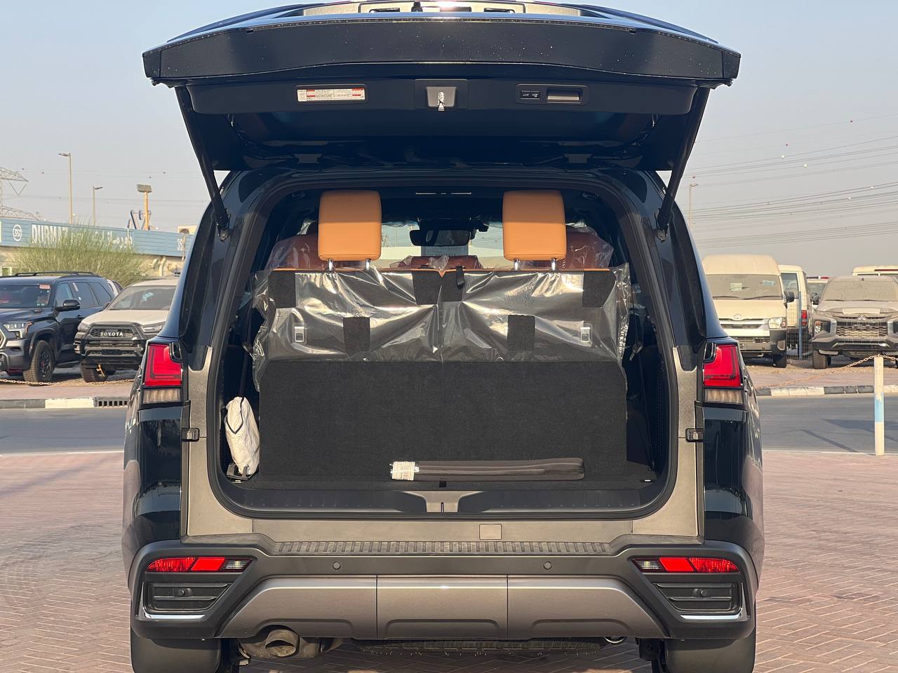 Luxury Redefined: 2023 Lexus LX600 4WD PRESTIGE for Sale in Dubai / UAE ...