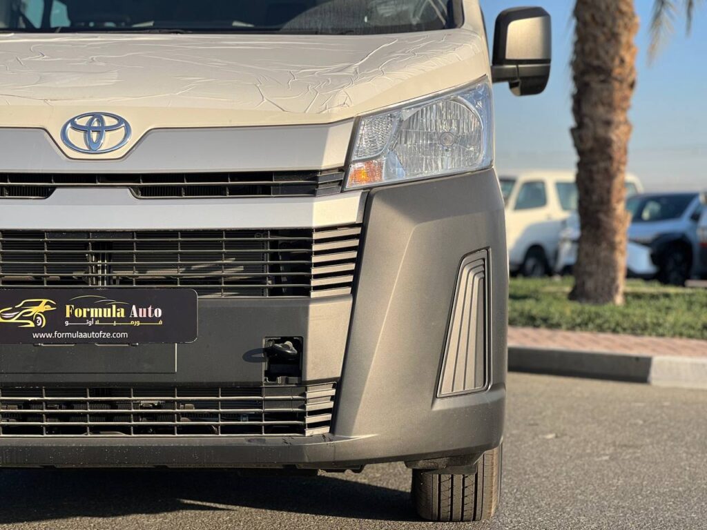 Toyota Hiace Hi Roof 2024 for Sale in UAE / Dubai