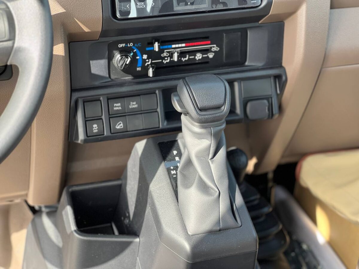 Toyota Land Cruiser Pickup LC79 D/C DSL 2024 for Sale in UAE