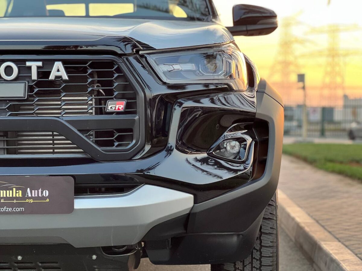 Buy New & Used Hilux for Export | Toyota Hilux Dubai Export